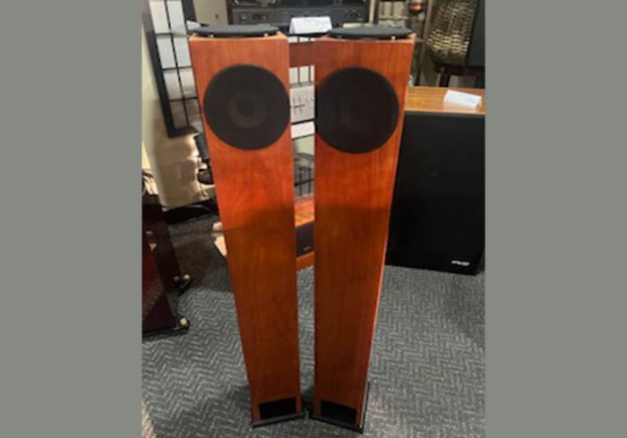 Speakers – Classic Vintage Audio